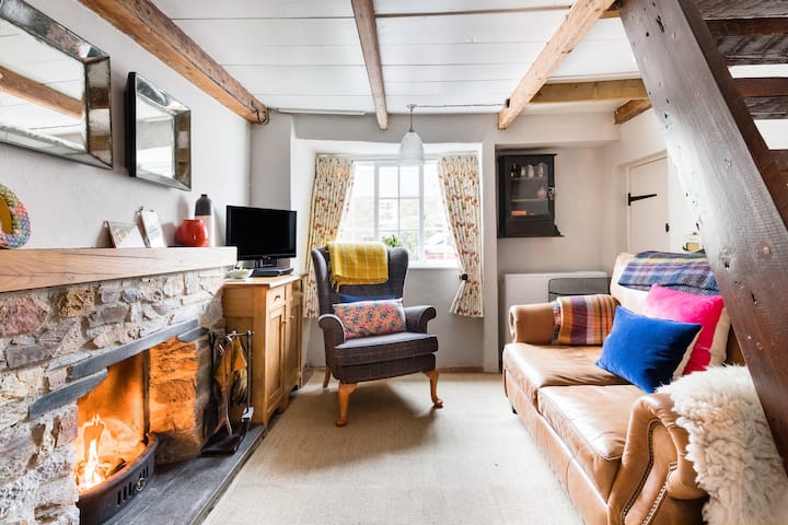 Romantic Cute Thatched Cottage • - St Agnes