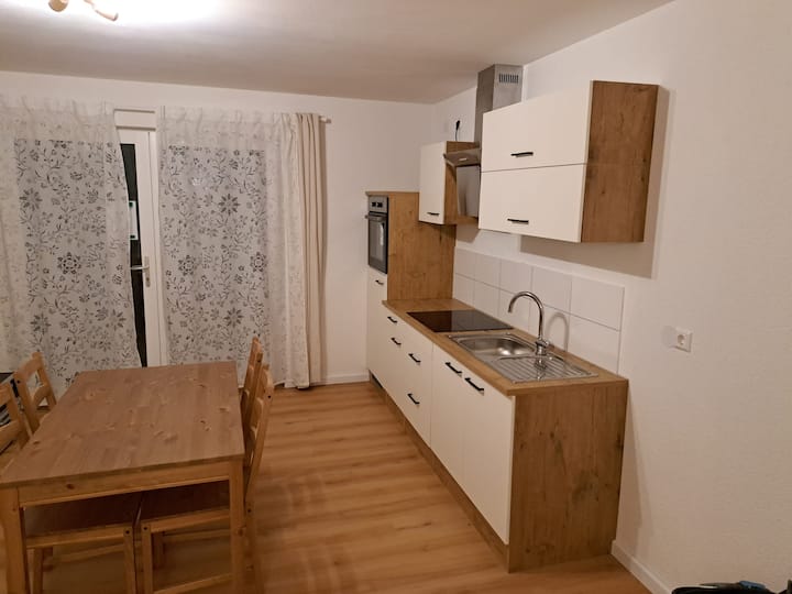 Schöne 1-zimmerwohnung Mit Einbauküche - Jestetten