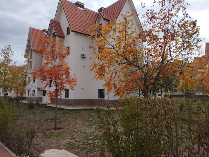 Manal Apparemment - Ifrane
