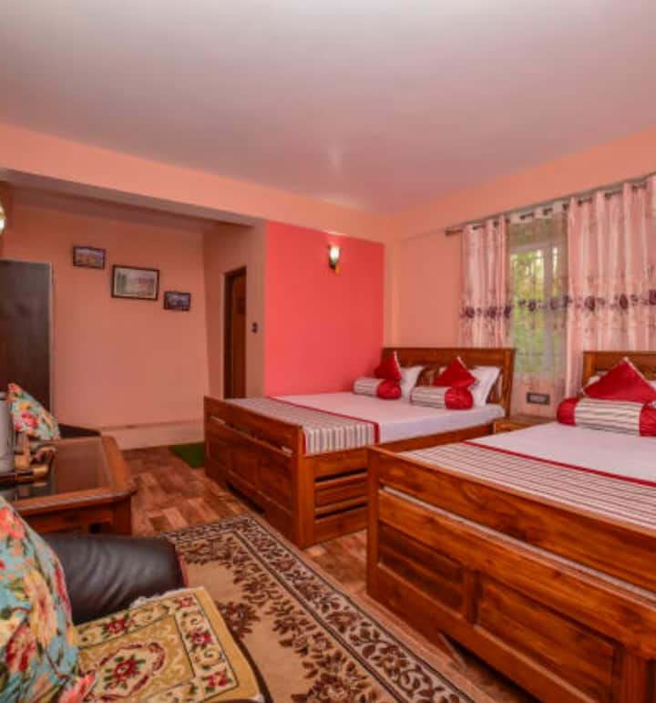 Tharbaling Home Stay Room No. 5 - Darjeeling
