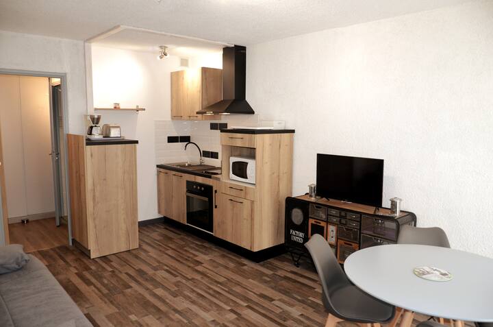 Studio Alcôve Refait à Neuf Pour 4 Pers. Parking - Hautes-Pyrénées