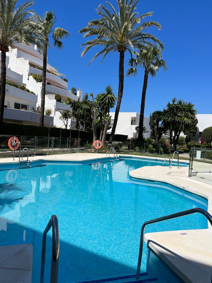 Impecable Apto. 140metros. Gran Jardín Privado. - Marbella