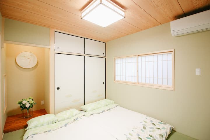 四季・莲|天下茶屋机场直达|花园町站步行8分|三线地铁直达心斋桥,道顿堀,难波|全新日式小套间 - 大阪市