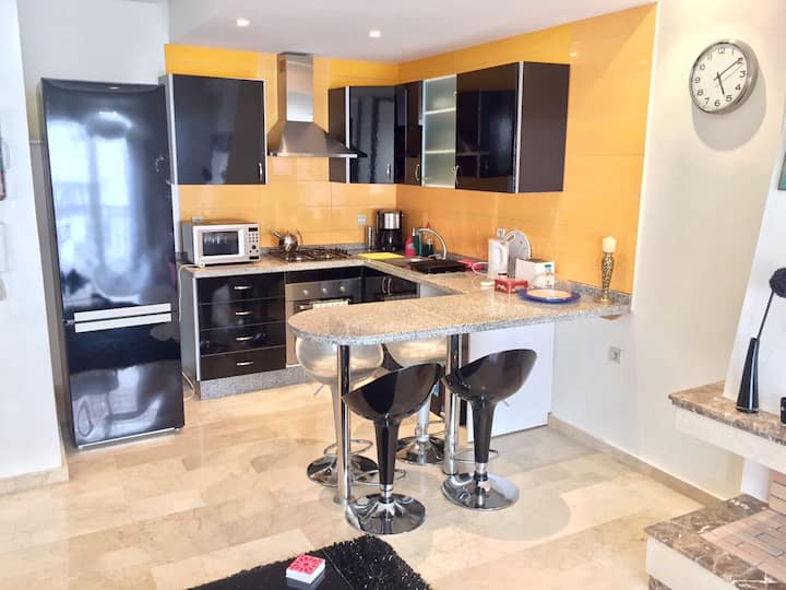 Beau Studio Moderne, Très Bien Situé. - Casablanca