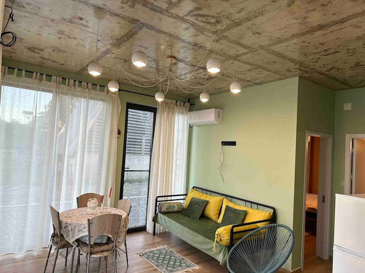 New House - Georgia