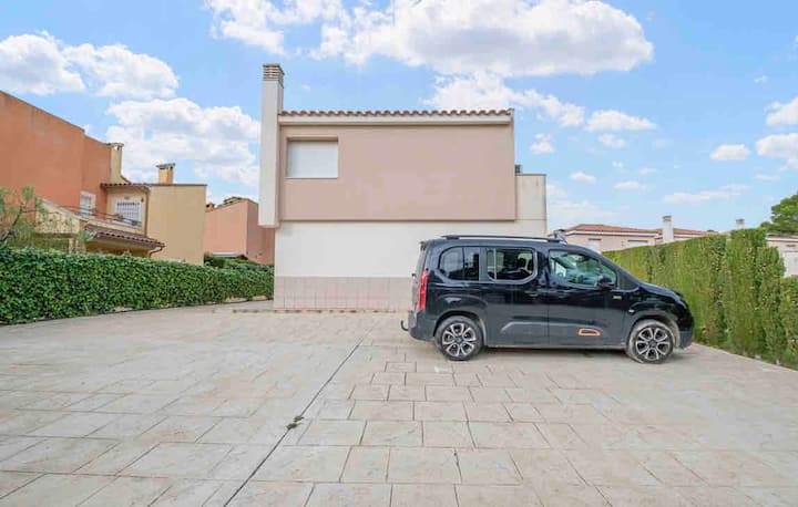 Agradable Casa Adosada Con Piscina Comunitaria - Mont-roig del Camp