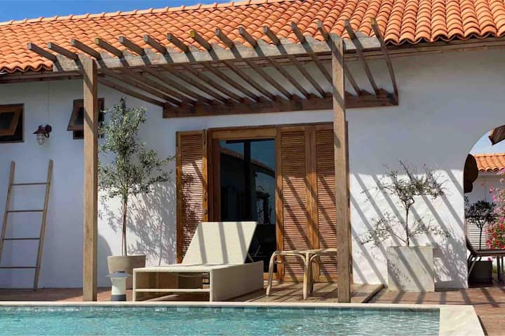 Dylan Beach House - Thailand