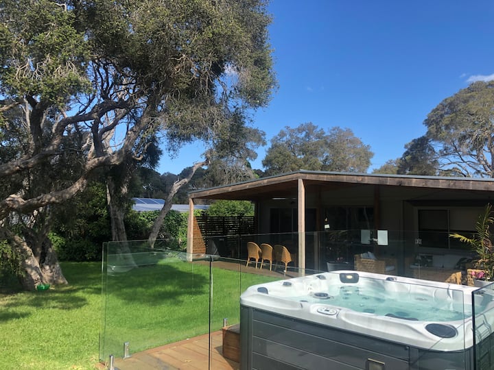 Rye House W Jacuzzi
Summer Holiday Bookings Open - Rye