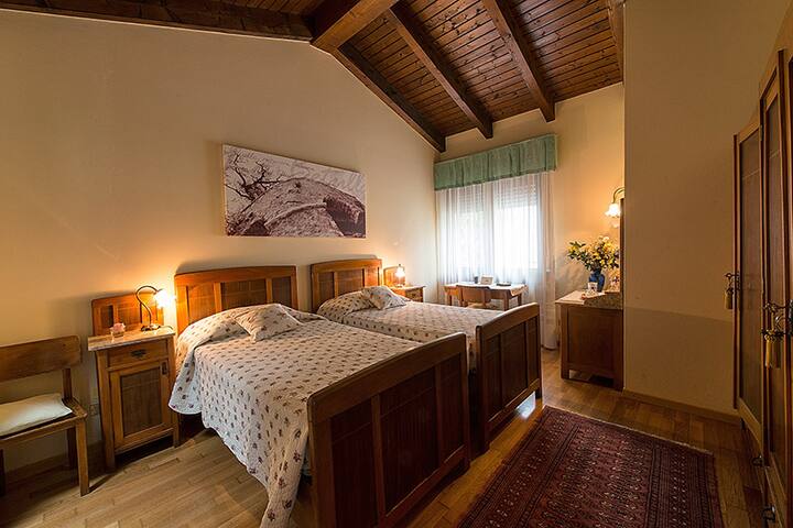 Room Quercia, B&b La Betulla - Cimone