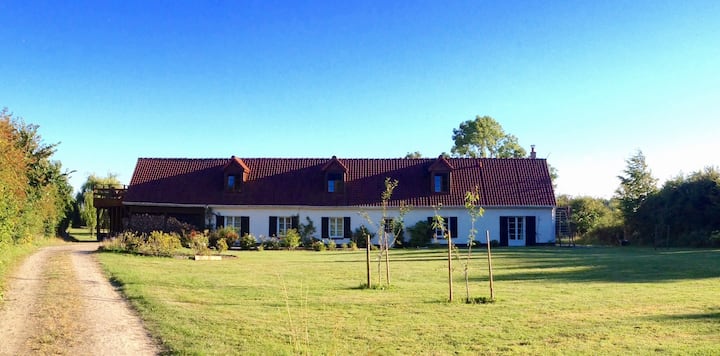 Gîte "Terrasse" Loin De La Foule Bruyante - Saint-Quentin-en-Tourmont