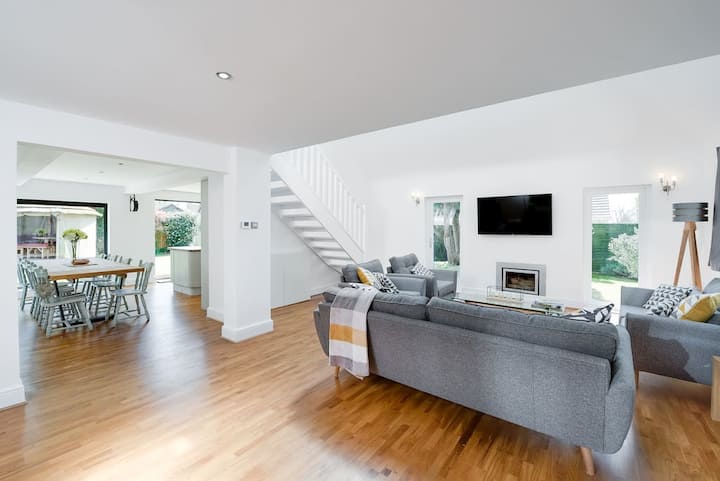Beautiful Country House Sleeps 12 - Brockenhurst