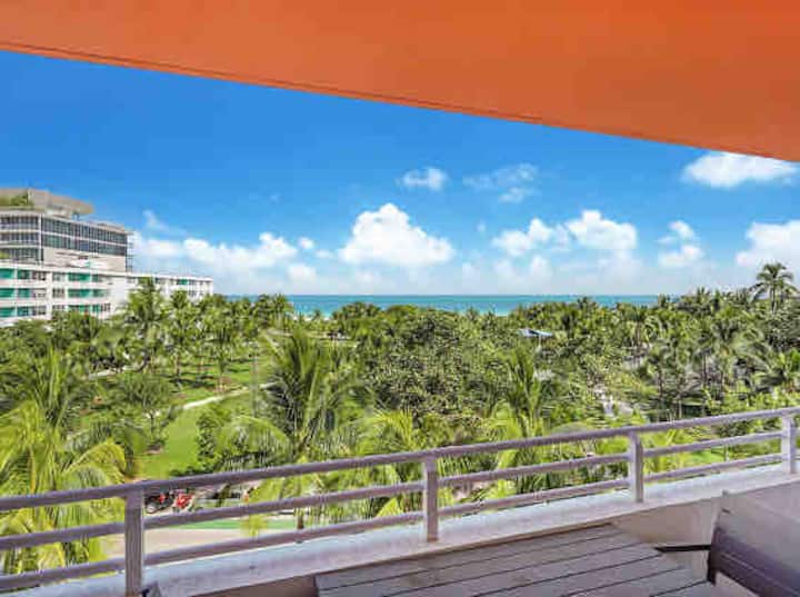 Stunning 1bed 1den Direct Ocean View Suite! - South Beach, FL