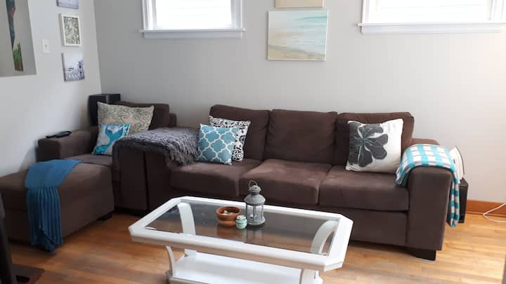 Halifax Comfort Westend Room And Shared Amenities - Halifax