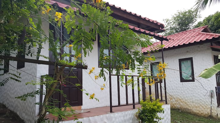Chaweng Bungalows 1 - Ko Samui