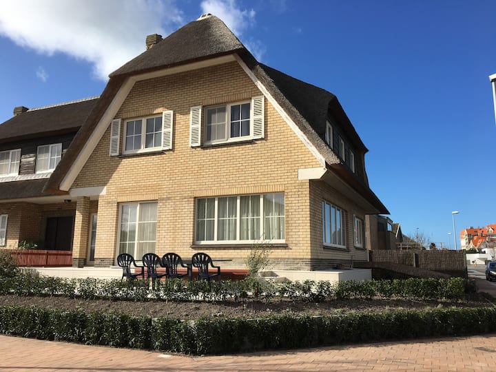 Villa/maison à Une Jetée De La Mer. - Middelkerke