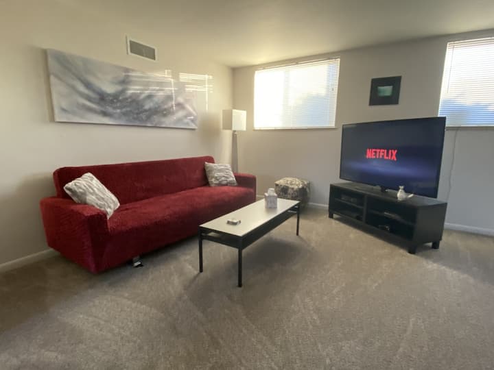 Uber Charming 1bd/1bth On The Park! - Denver, CO