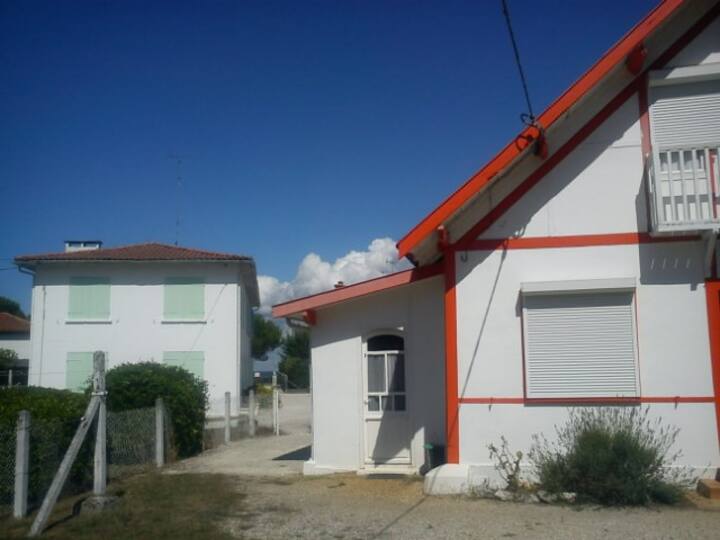 Appartement Etage  Nord Face Au Lac - Carcans