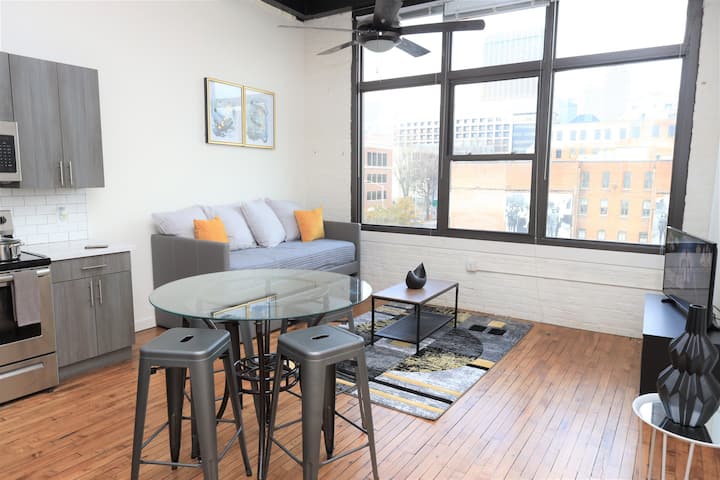 Downtown Atlanta Vacation Rentals & Homes - Atlanta, GA | Airbnb