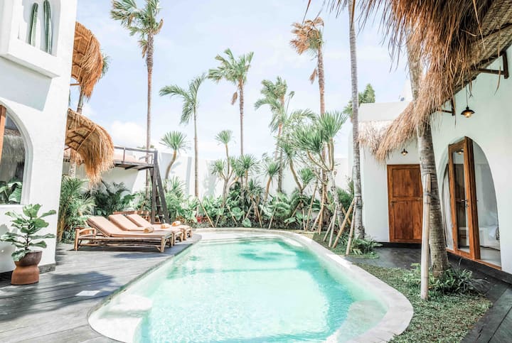 Brand New Stylish 4brm Near Seminyak & Finns - Bali