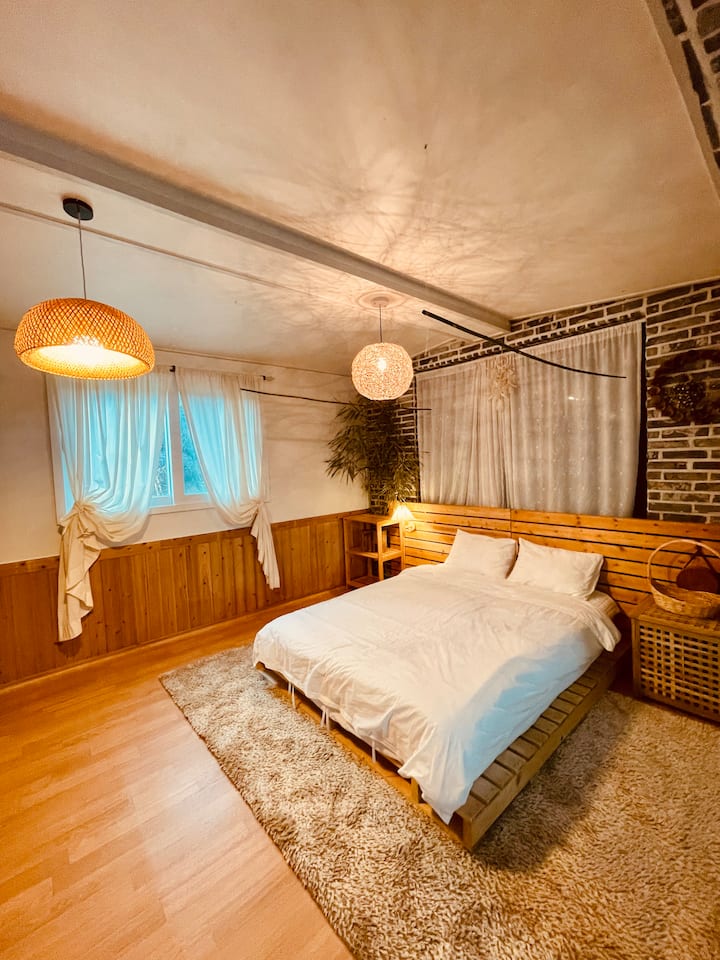 가족 맞춤숙소_쏭자스테이_스누피가든, 빛의벙커, 성산일출봉, 우도선착장 차량 10분! - South Korea