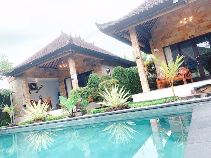 Siwaya Villa With Two Bedrooms And Private Pool - Ubud