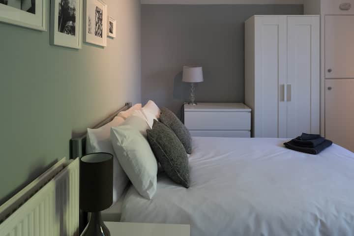 ★ Studio Near Universities & Peak District - Sheffield, UK