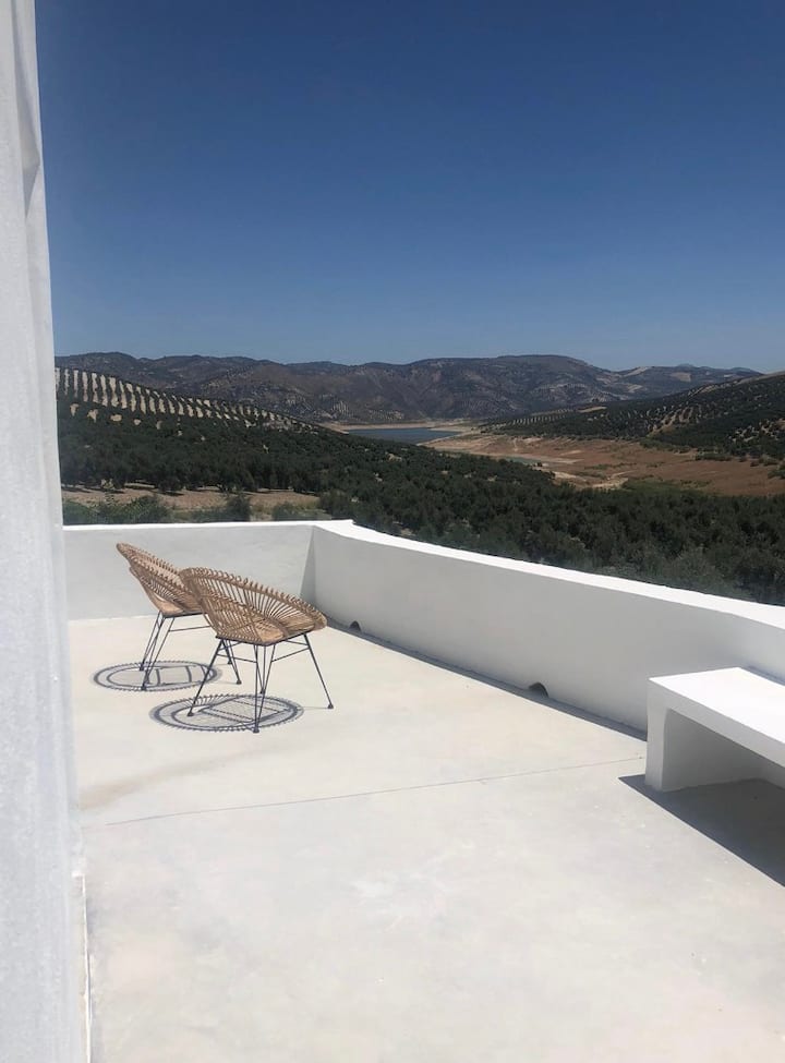 A Lovely, Brand-new, Ibiza-style House - Loja