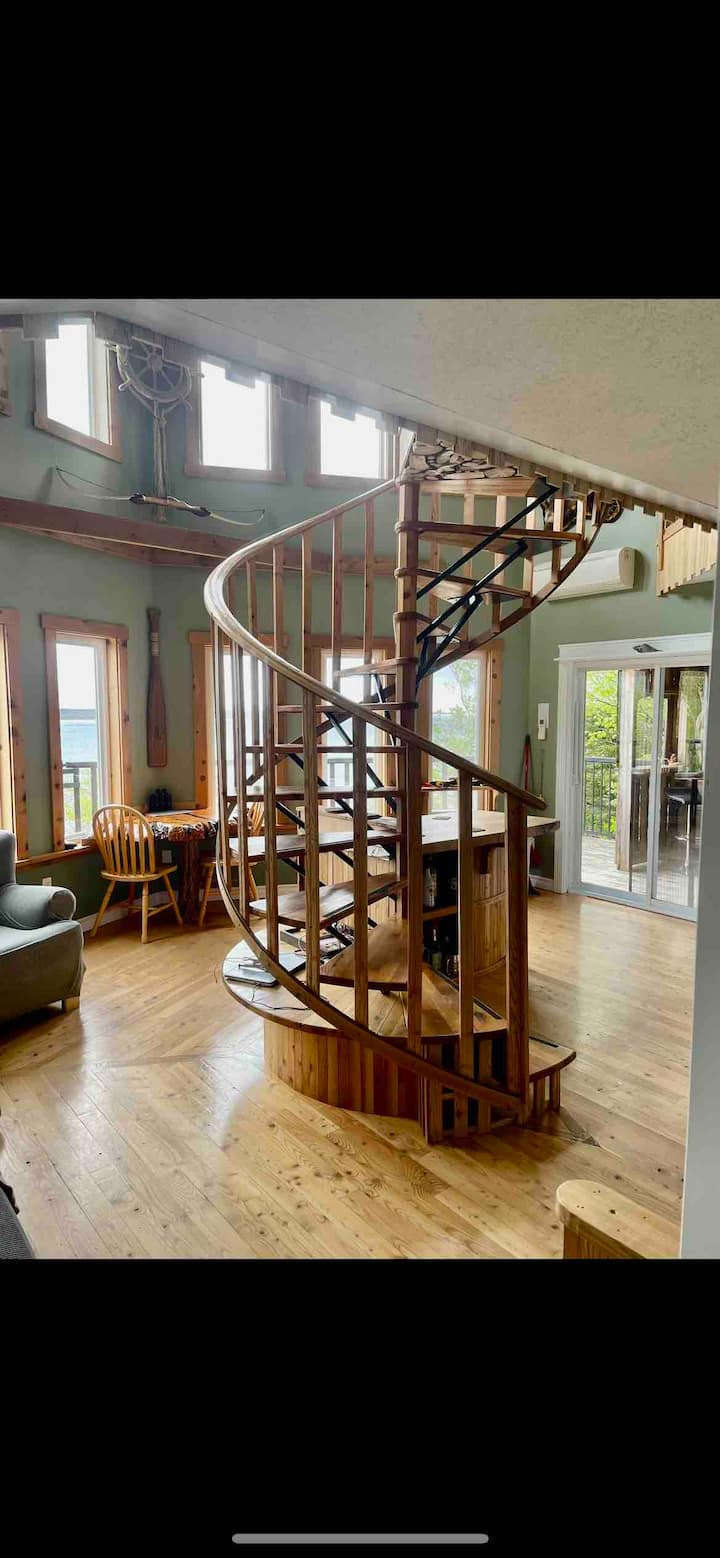 Private Getaway
Overlooking The Bay Of Islands - Newfoundland and Labrador