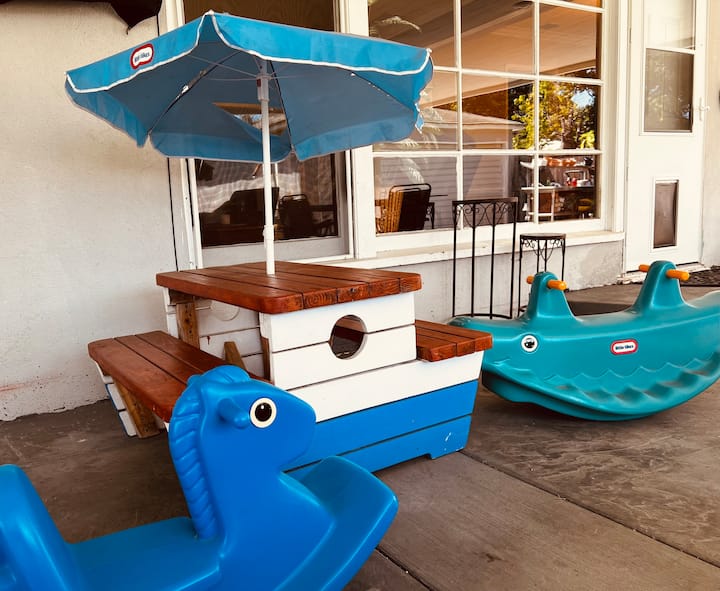 The Retreat - Close To Disney & Zero Airbnb Fees - Santa Ana, CA