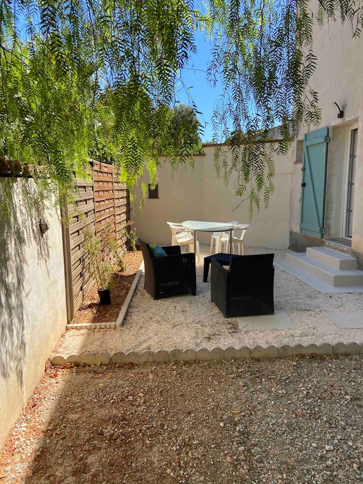 Joli Studio 30m2 Avec Jardin Et Parking Privatifs - La Seyne-sur-Mer