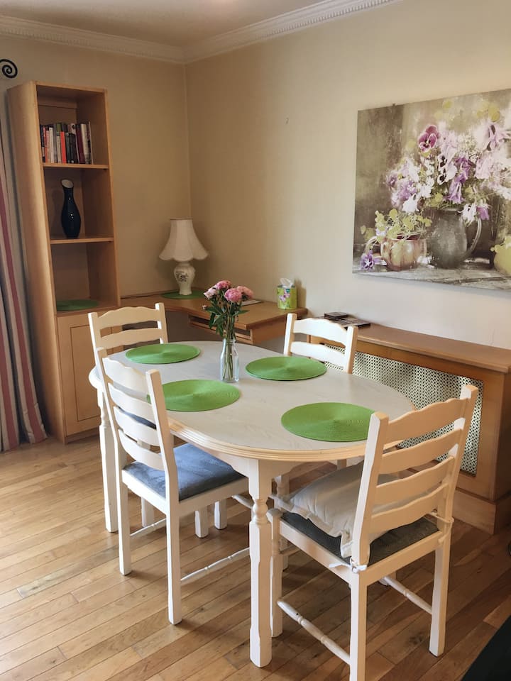 Superb Central Location Close To Town And Park - Killarney, Ireland