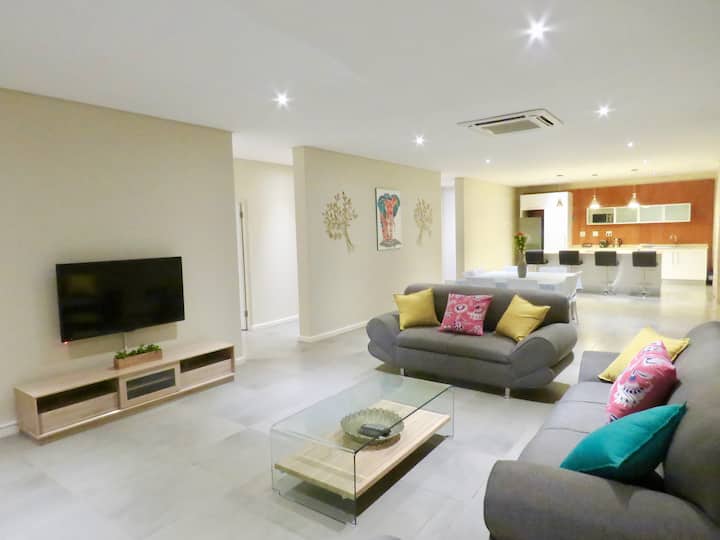 Ezulwini Executive Apartments (3 Bedroom Apt) - Swaziland