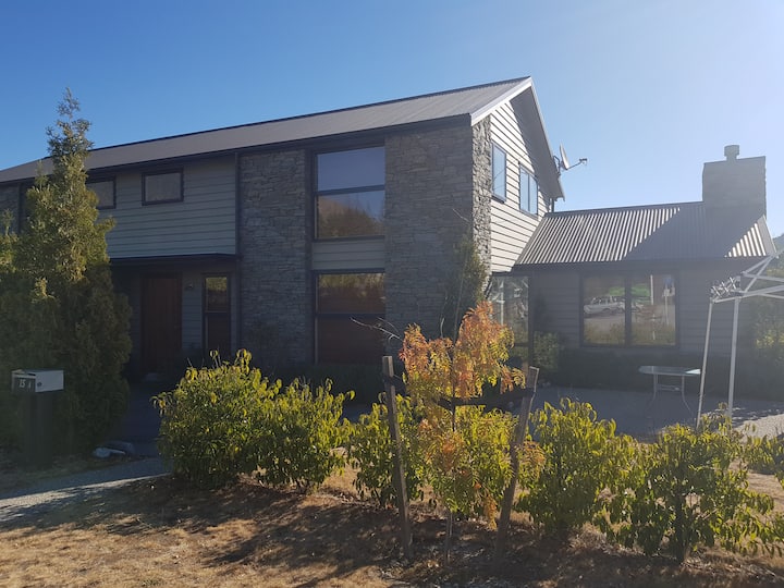 Frankton Retreat - Queenstown