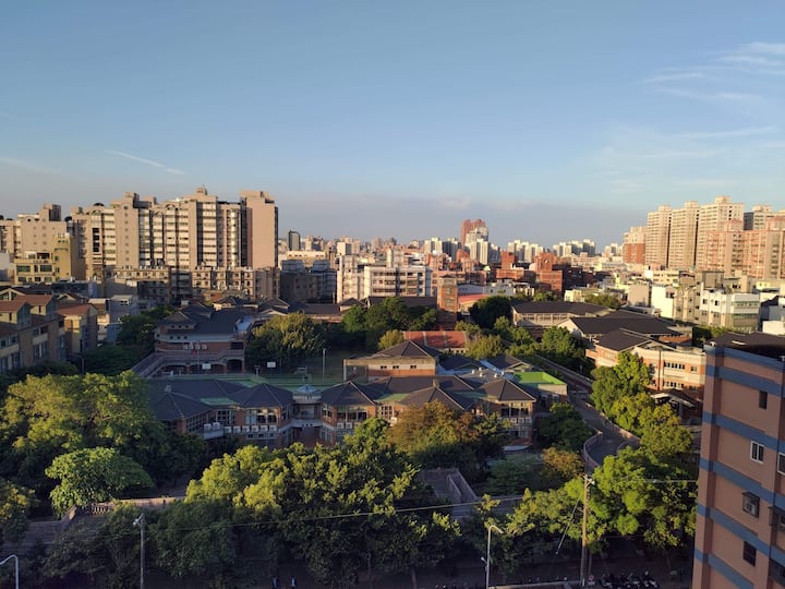 寬敞明亮100平方公尺,設計師設計舒適的家,適合喜歡品質的旅人 - 竹北