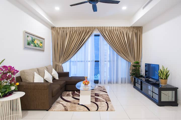 Mcity Luxurious 2r2b Apartment - Ampang Jaya