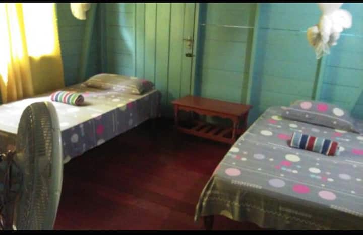 Shades Cottage Guesthouse Room #2 - Cave
