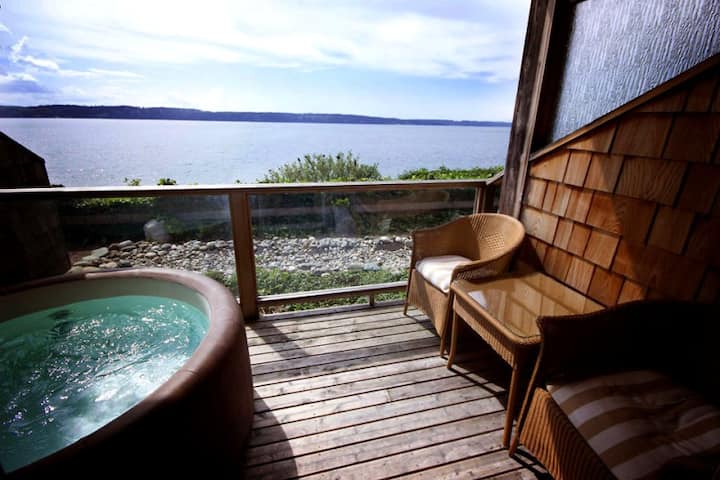 Camano Island Inn Room 2 - Whidbey Island, WA