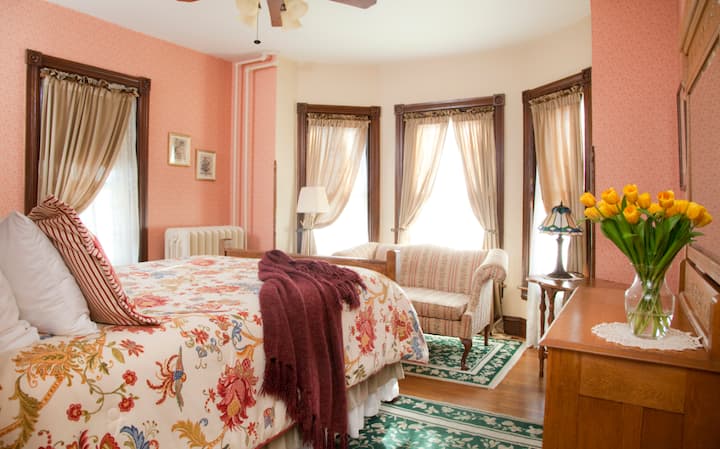 Brickhouse Inn - Queen Rm W/a View- Tennessee Room - Gettysburg, PA