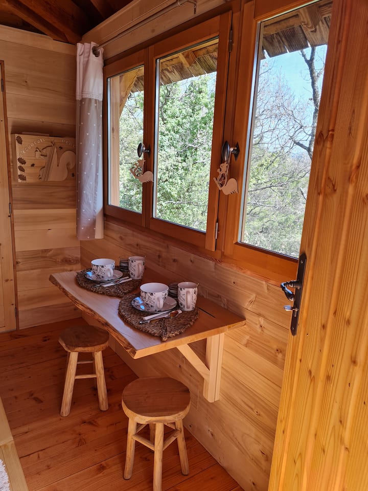 L'écureuil Perché - Rustrel