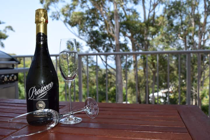 Great Water Views Close To Beaches. - Terrigal