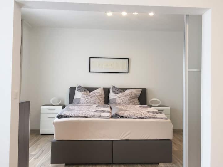 62 Qm Modernes Und Helles Wohlfühlappartement - Mödling