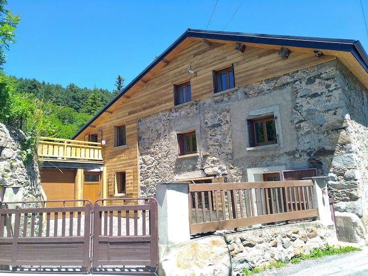 Maison De Montagne Type Chalet Tout Confort - Formiguères
