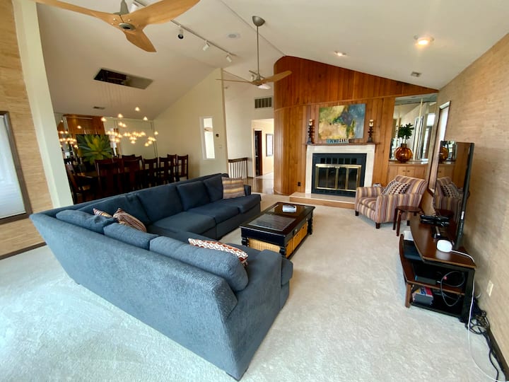 Downtime Beach House - Virginia Beach, VA