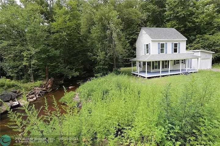 🌟Riverfront Cottage W/2 Bedrooms Catskills 🌟 - 호바트