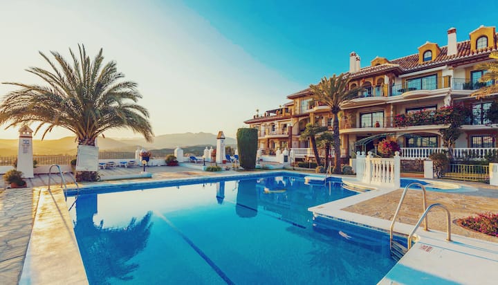 Mijas Golf Beach And Mountain - Mijas
