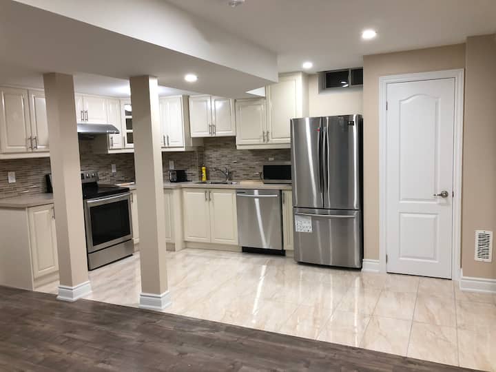 Fully Furnished Apartment For A Family - Mississauga