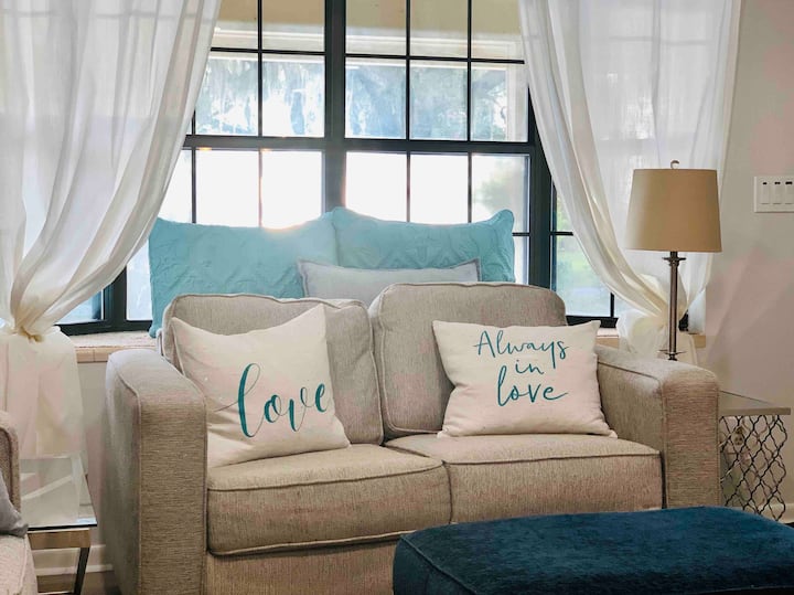 The Manor House At River Bluff! - Jacksonville, FL