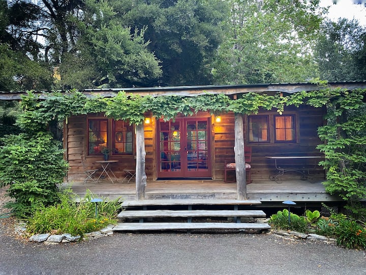 Castlebrook Cabin - San Luis Obispo, CA