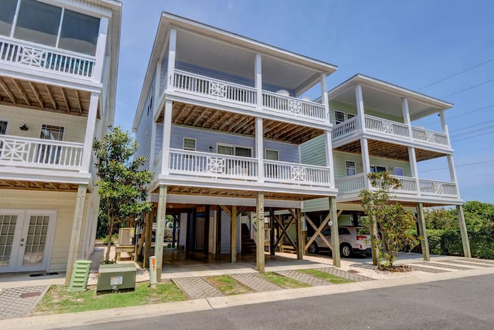 Ocean & Sound View Single Home - Community Pool - Topsail Beach, NC