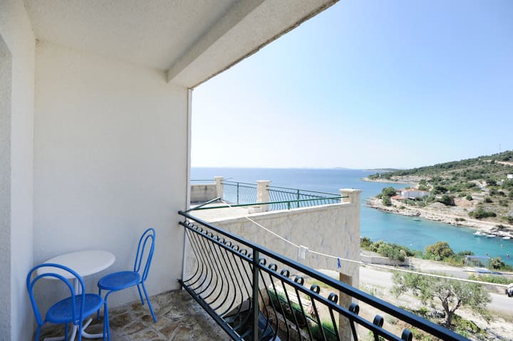 Apartments Mirela, Apartment 3 - Primošten